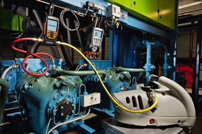 Testo 552 Digital Vacuum Micron Gauge with Bluetooth